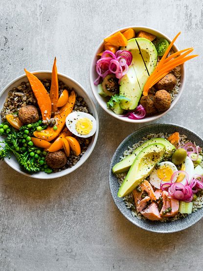The 11 Best Antioxidant Supplements to Add to Your Routine | Who What Wear