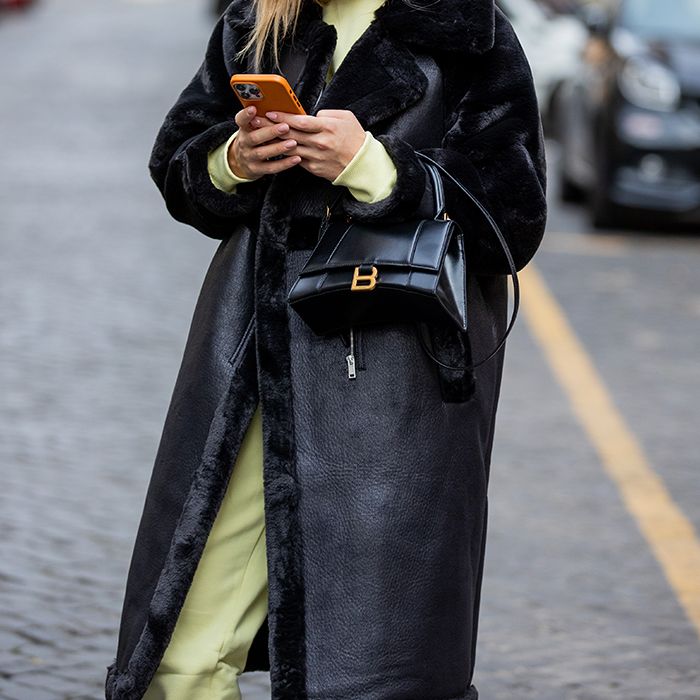 An Expert Names 5 Handbags That Retain Their Resale Value | Who What Wear