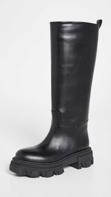 10 Outdated Winter Boot Trends and Their 2021 Replacements | Who What Wear