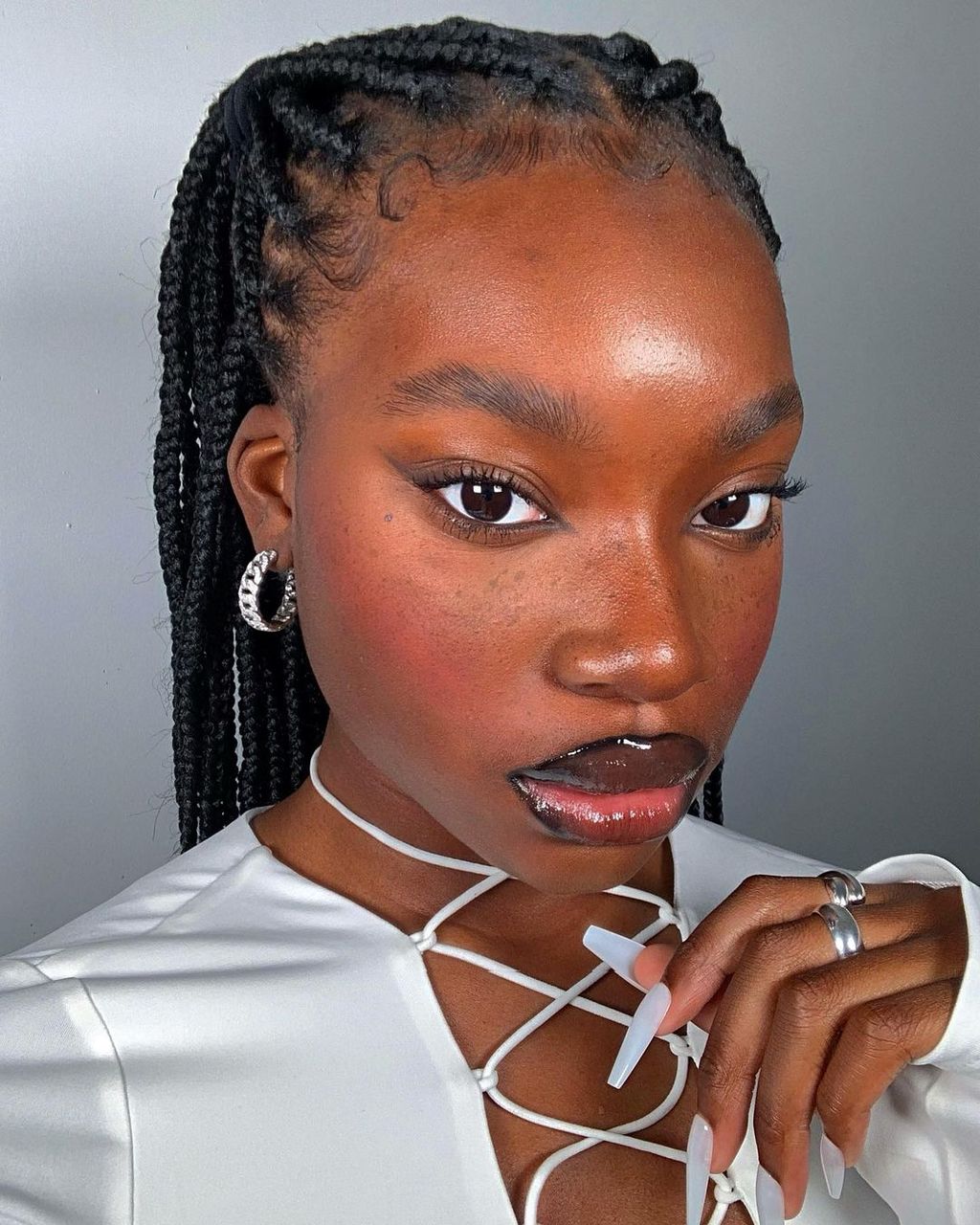 Y2K Beauty Is Back—These Are The Best Makeup Looks | Who What Wear