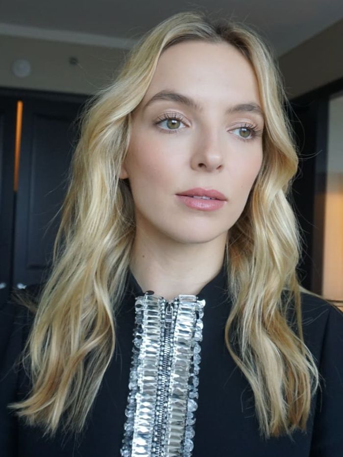 19 Hairstyles That Deliver Serious Middle-Part Inspiration | Who What Wear