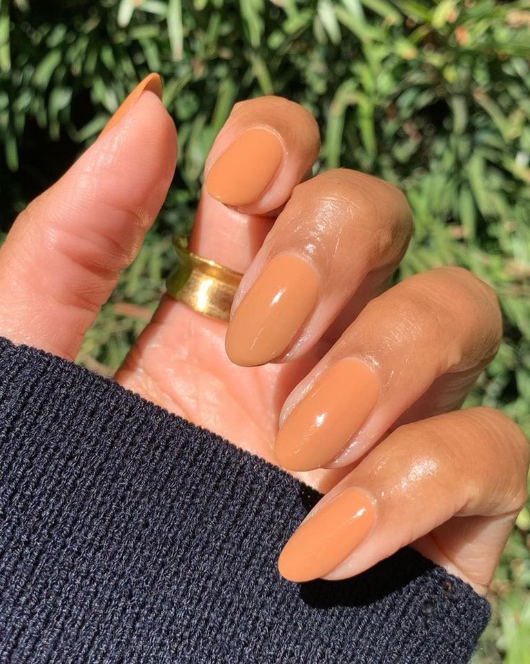 These 9 Nail Color Trends Will Be the Most Popular in 2022 | Who What Wear