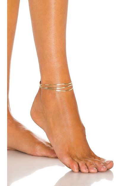 The 27 Best Gold Anklets of 2022 | Who What Wear