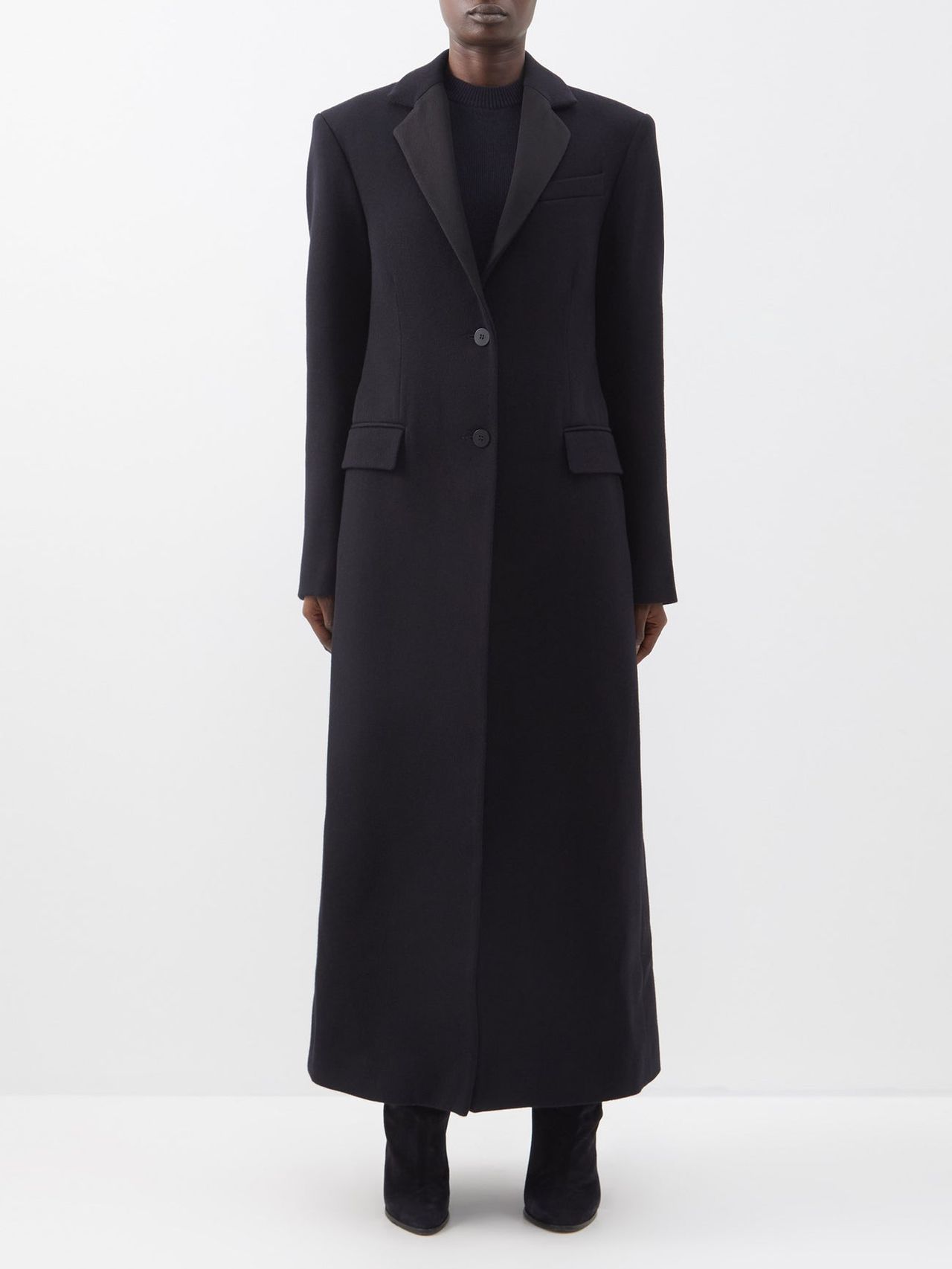 Raey Coats Are Inherently Chic—14 Timeless Styles to Covet | Who What Wear