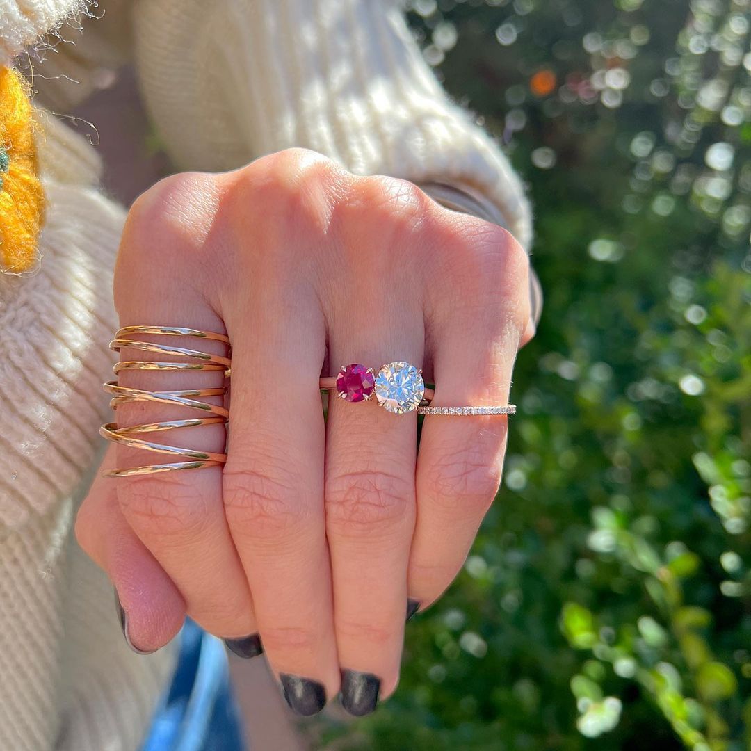 Megan Fox's Engagement Ring Features Two Massive Stones | Who What Wear