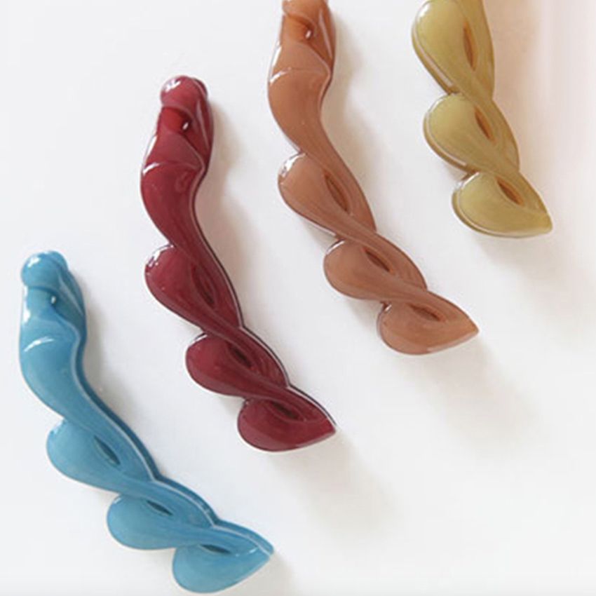 10 Best Banana Clips for Longer, Fuller-Looking Hair | Who What Wear