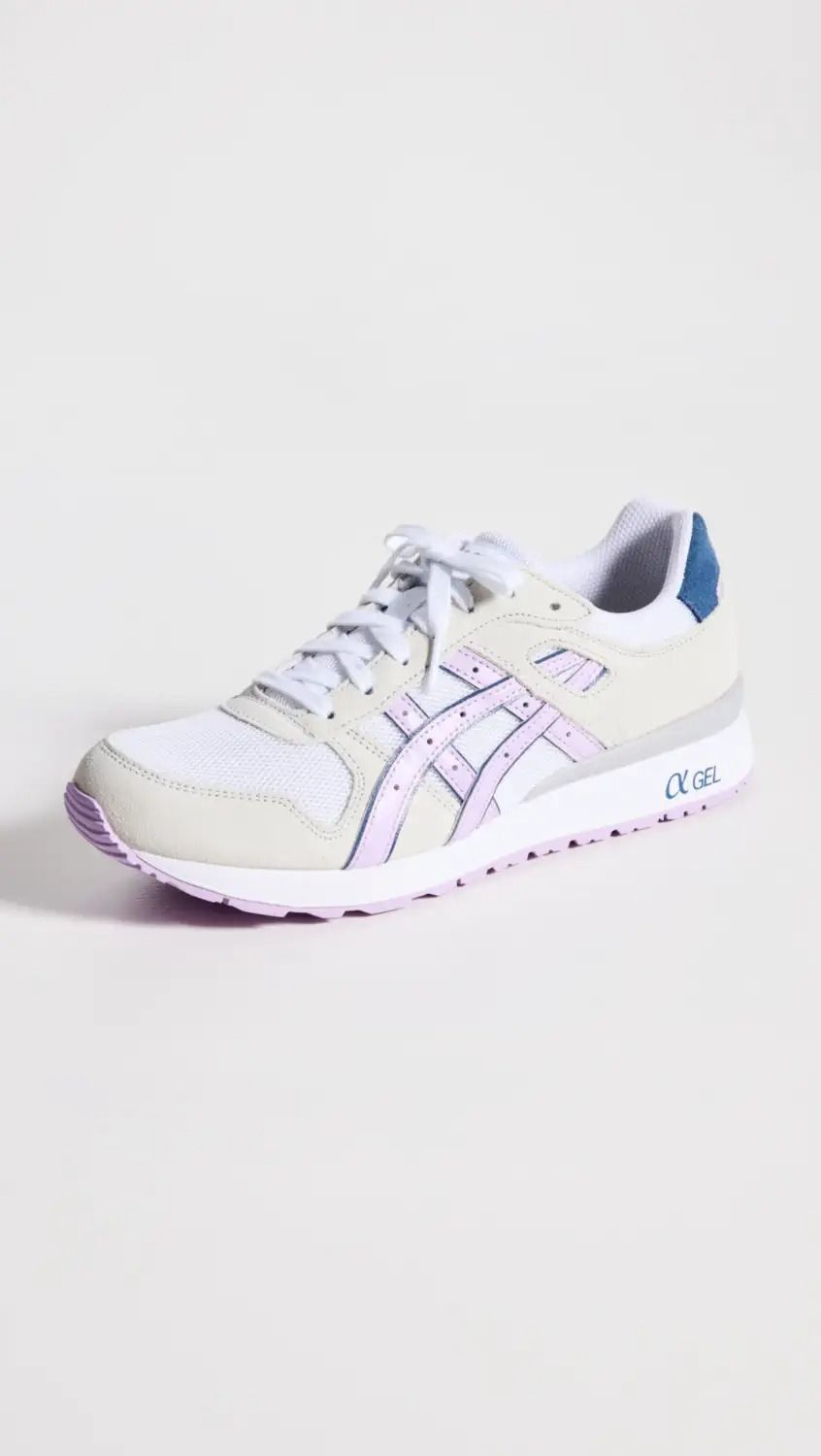 The 23 Best Retro-Inspired Sneakers to Shop Right Now | Who What Wear