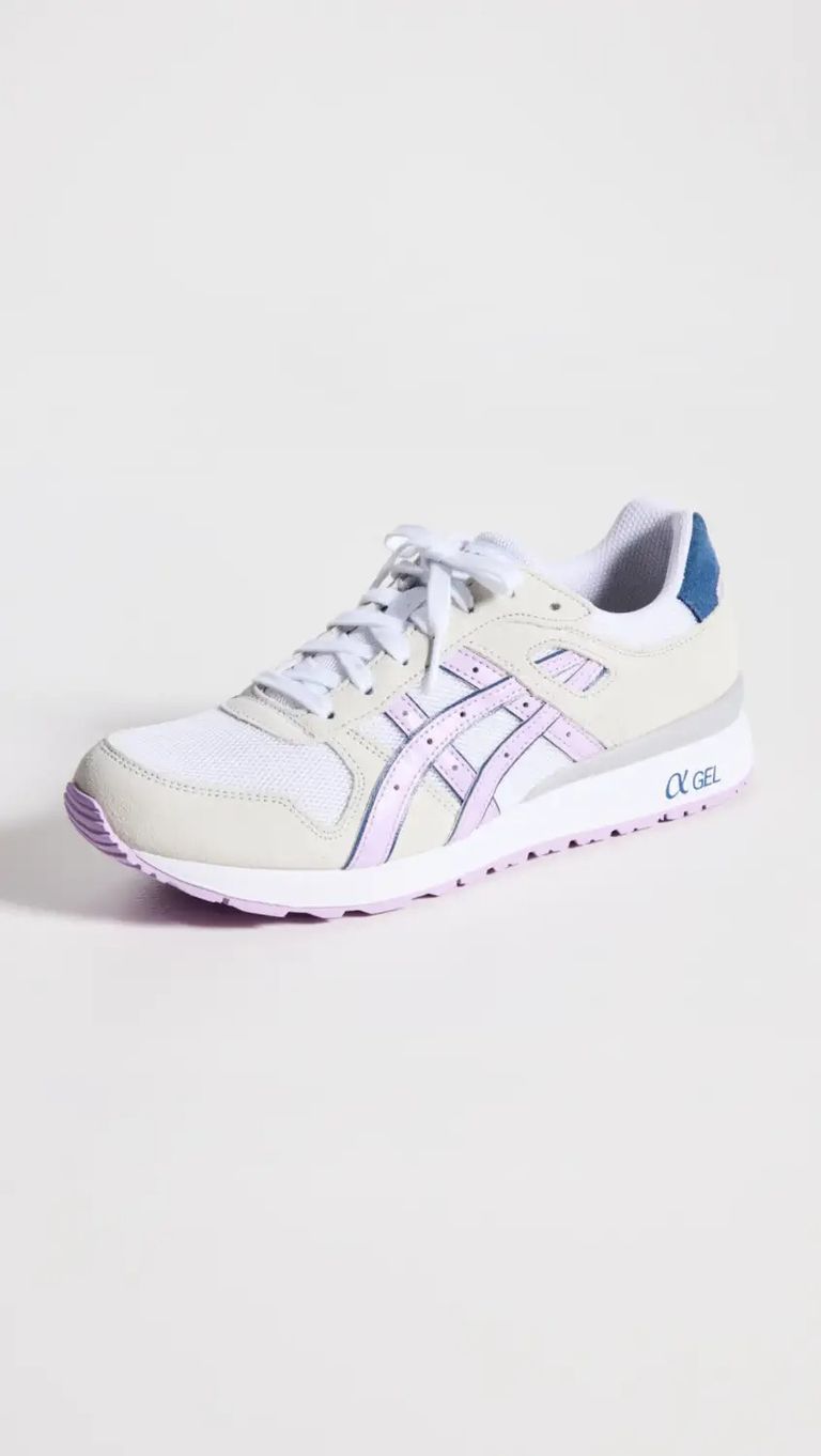 The 23 Best Retro-Inspired Sneakers to Shop Right Now | Who What Wear