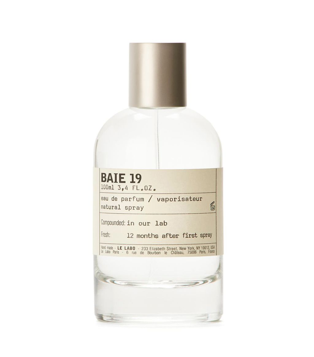 The 18 Best Aquatic Perfumes That Are So Refreshing | Who What Wear