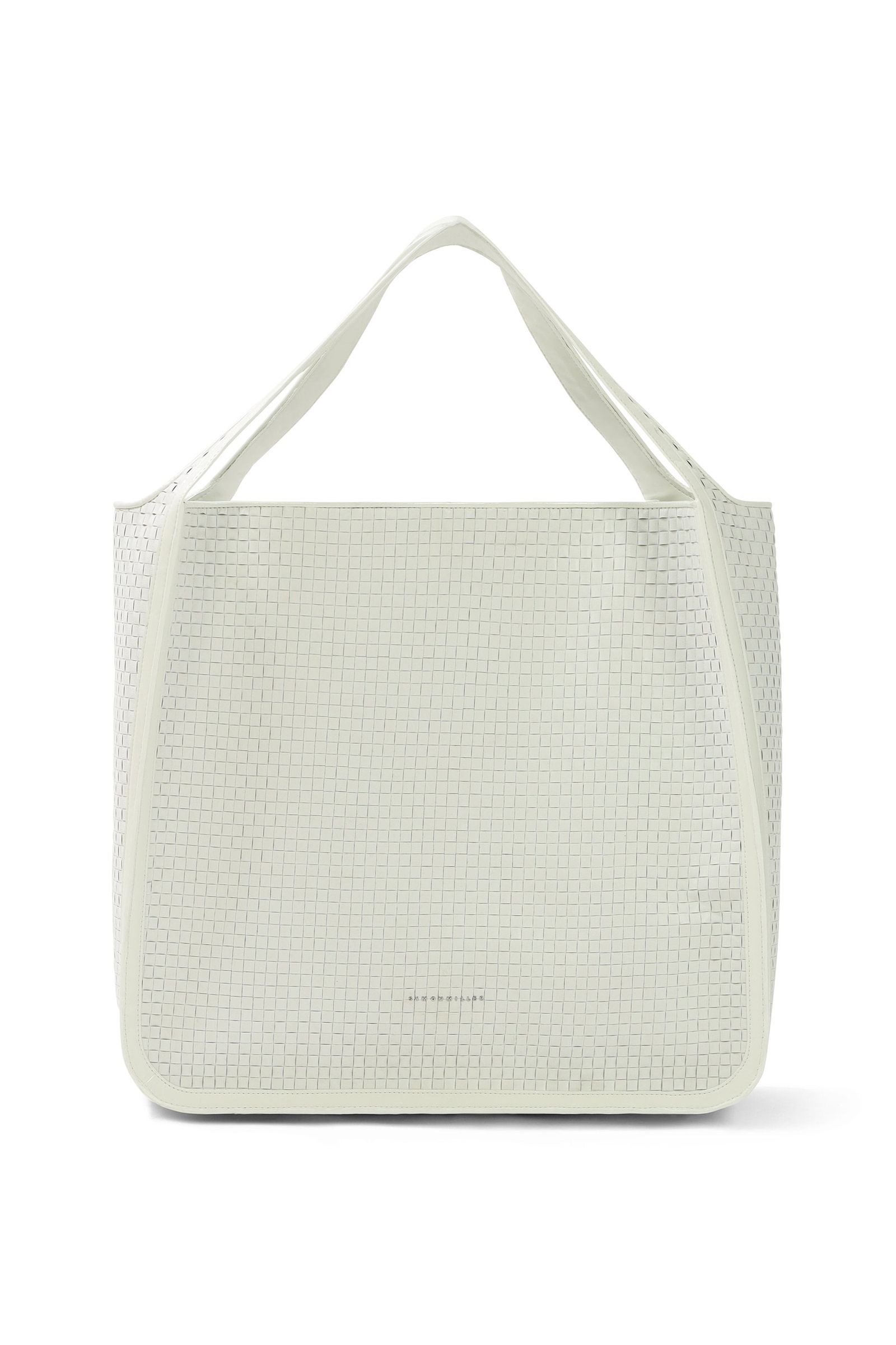 The 8 Most Important Handbag Trends of Spring/Summer 2022 | Who What Wear