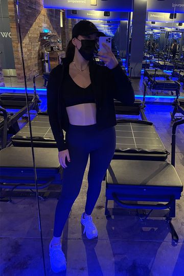 Our Review of Solidcore's Notoriously Difficult Classes | Who What Wear