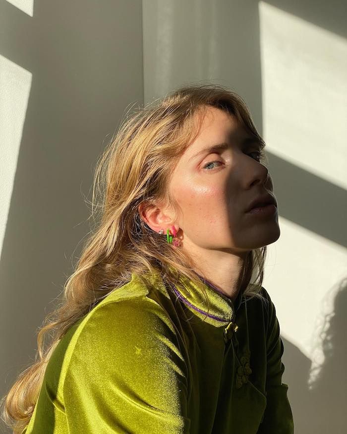 The 5 Best Hair-Lightening Sprays Money Can Buy | Who What Wear