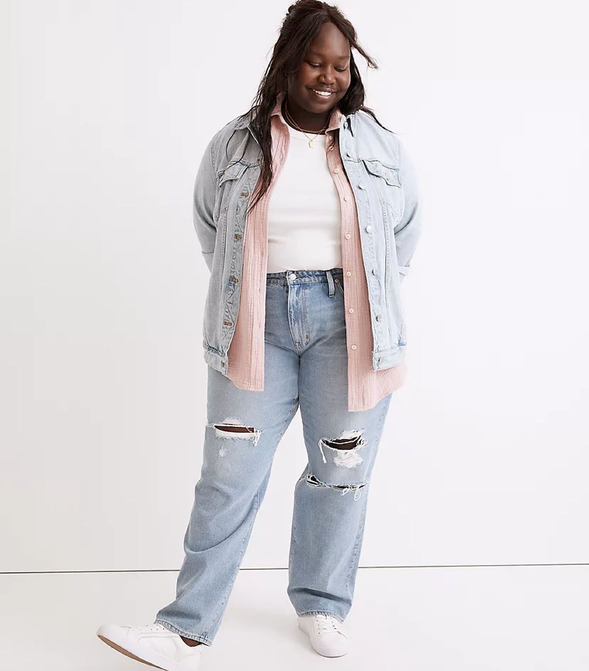 The 23 Best Relaxed Jeans and How to Style Them | Who What Wear