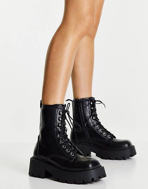 Megan Fox Wore the $200 Platform Boots That Gen Z Loves | Who What Wear