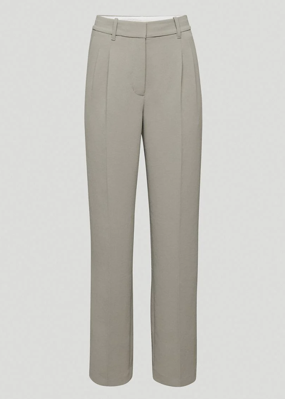 15 Simple Items That Will Make a Closet Feel Fashionable | Who What Wear