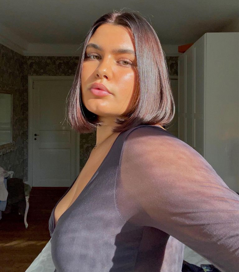 The 15 Best Sunscreen Mists You Can Wear Over Makeup | Who What Wear