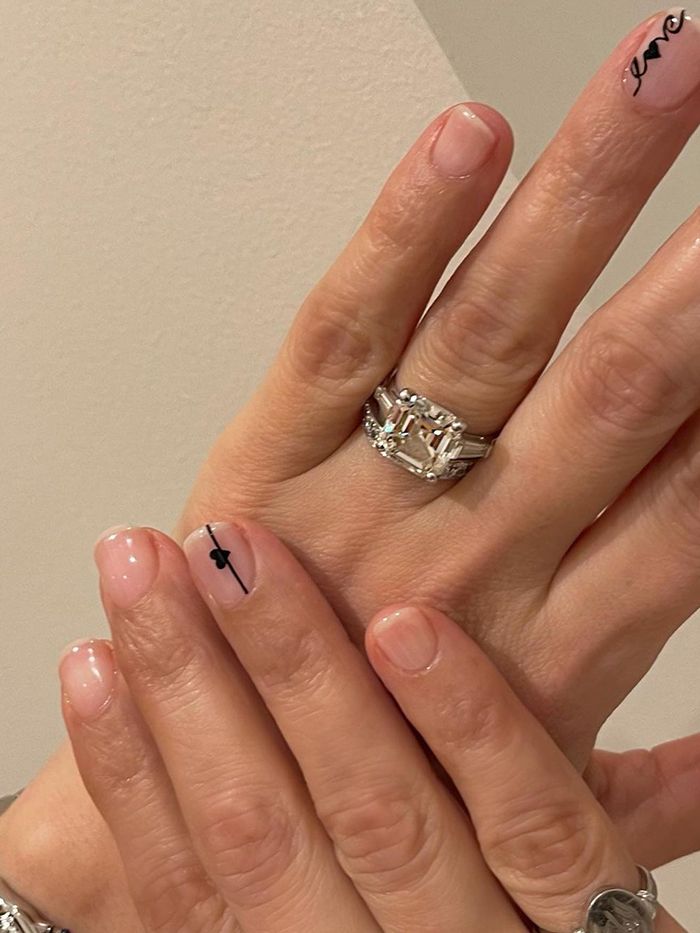 9 Delicate Nail Designs We Want on Our Nails Right Now | Who What Wear