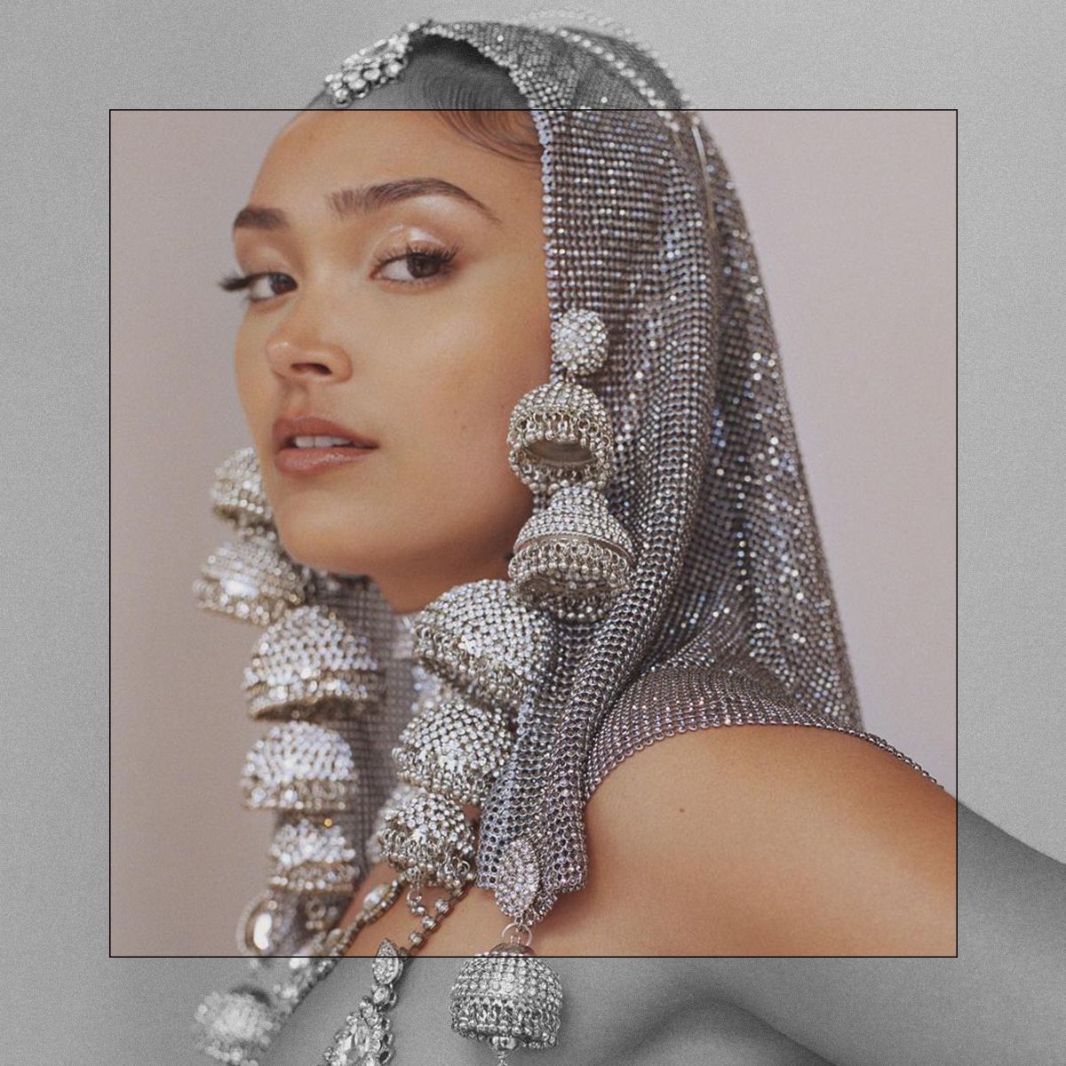 Joy Crookes Is Comfortable in Her Own Skin | Who What Wear