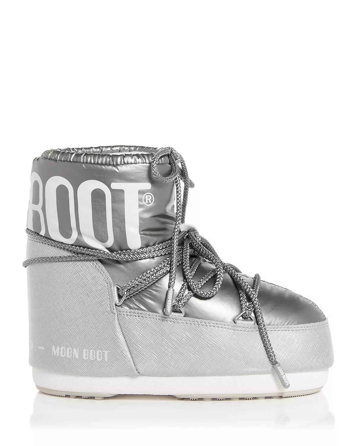 How to Style Moon Boots: 9 Outfit Ideas and the Best Pairs | Who What Wear