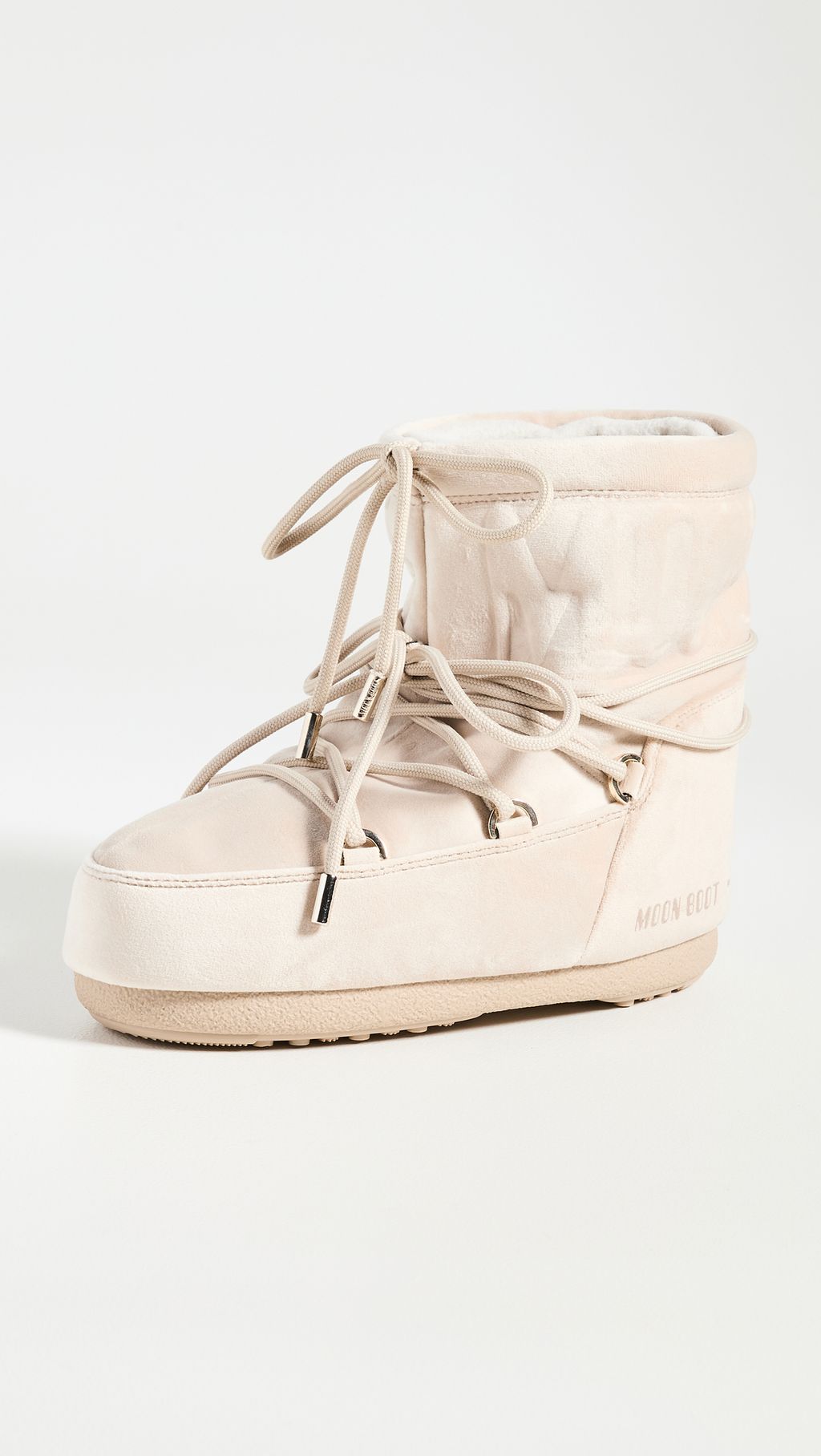 How to Style Moon Boots: 9 Outfit Ideas and the Best Pairs | Who What Wear