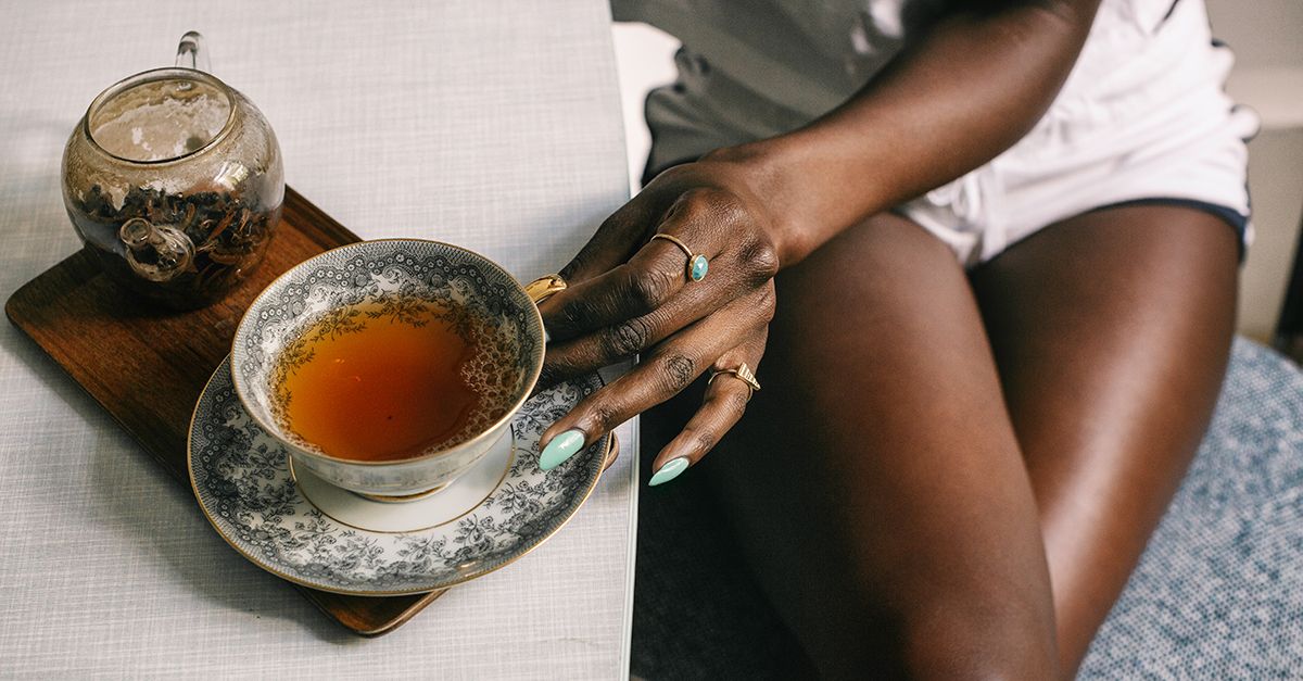 The 6 Health Benefits of Black Tea You Need to Know | Who What Wear