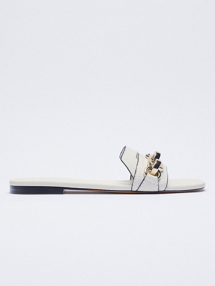 These Are the 5 Sandal Trends That Will Define Spring 2022 | Who What Wear