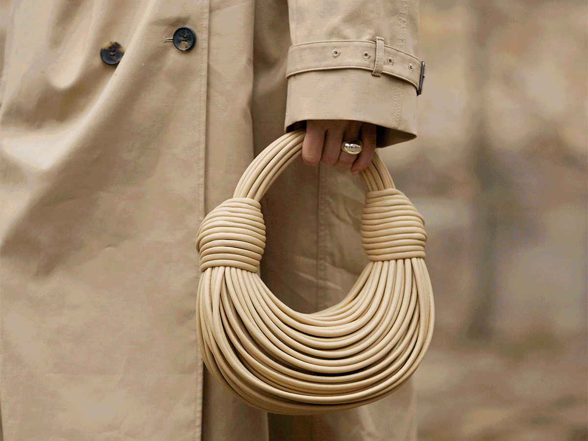 The Crescent-Handbag Trend Is Here—These Are Our Favorites | Who What Wear