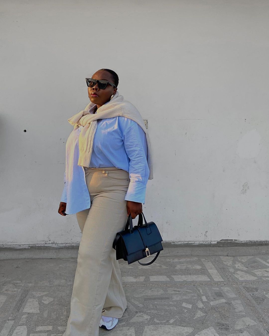 7 Relaxed Outfits That Are Comfortable and Chic | Who What Wear