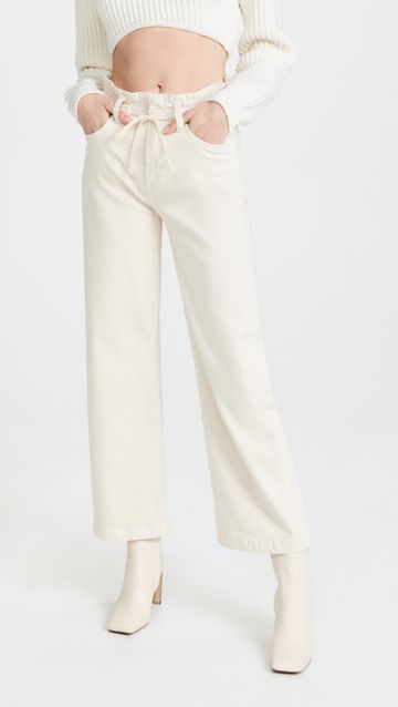 7 Relaxed Outfits That Are Comfortable and Chic | Who What Wear