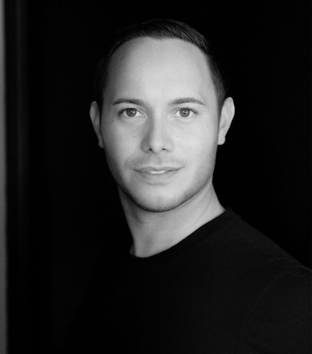 22 Beauty Products Adele's Makeup Artist Always Uses On Her | Who What Wear