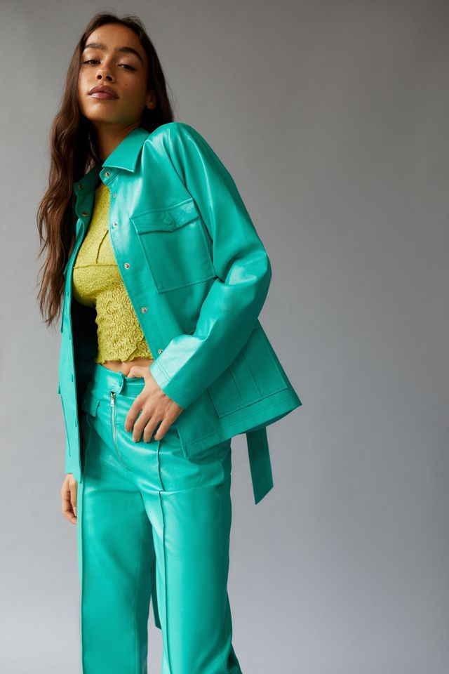 Gen Z Says These 2000s Trends That Have Major Staying Power | Who What Wear