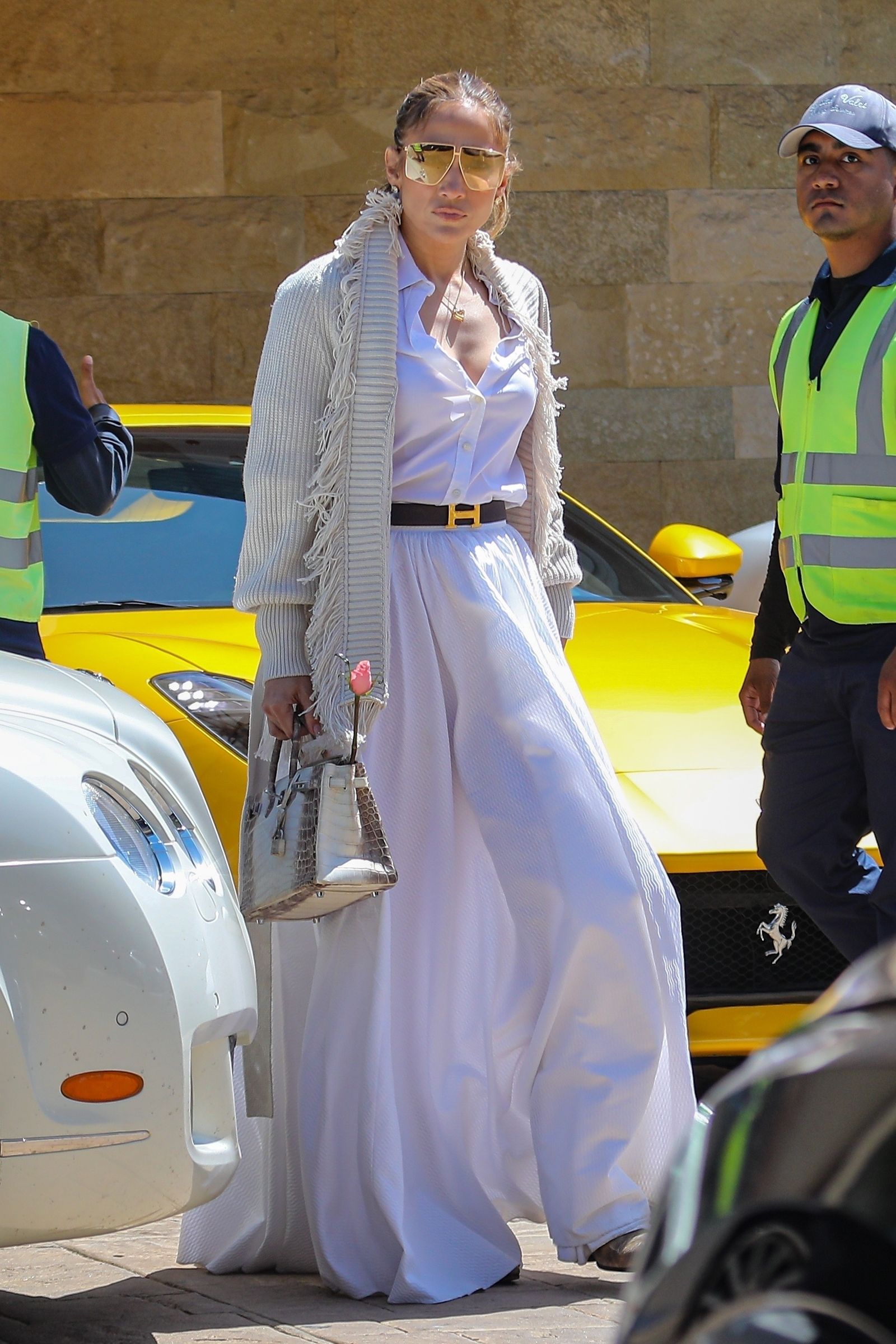 Jennifer Lopez Wore the Basic Item Fashion People Love | Who What Wear
