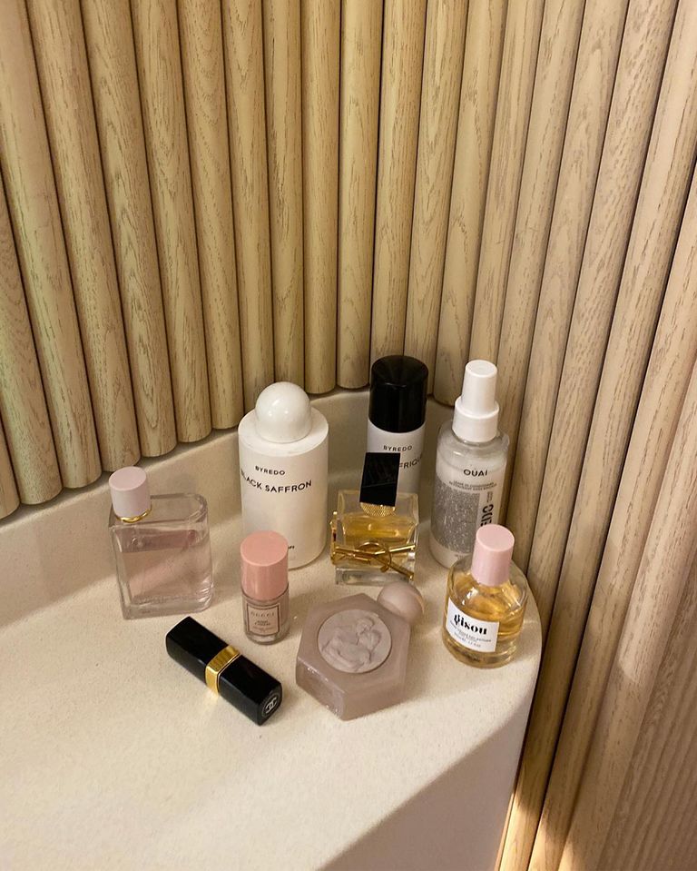 How to Apply Perfume—the Best Way to Apply Fragrance | Who What Wear