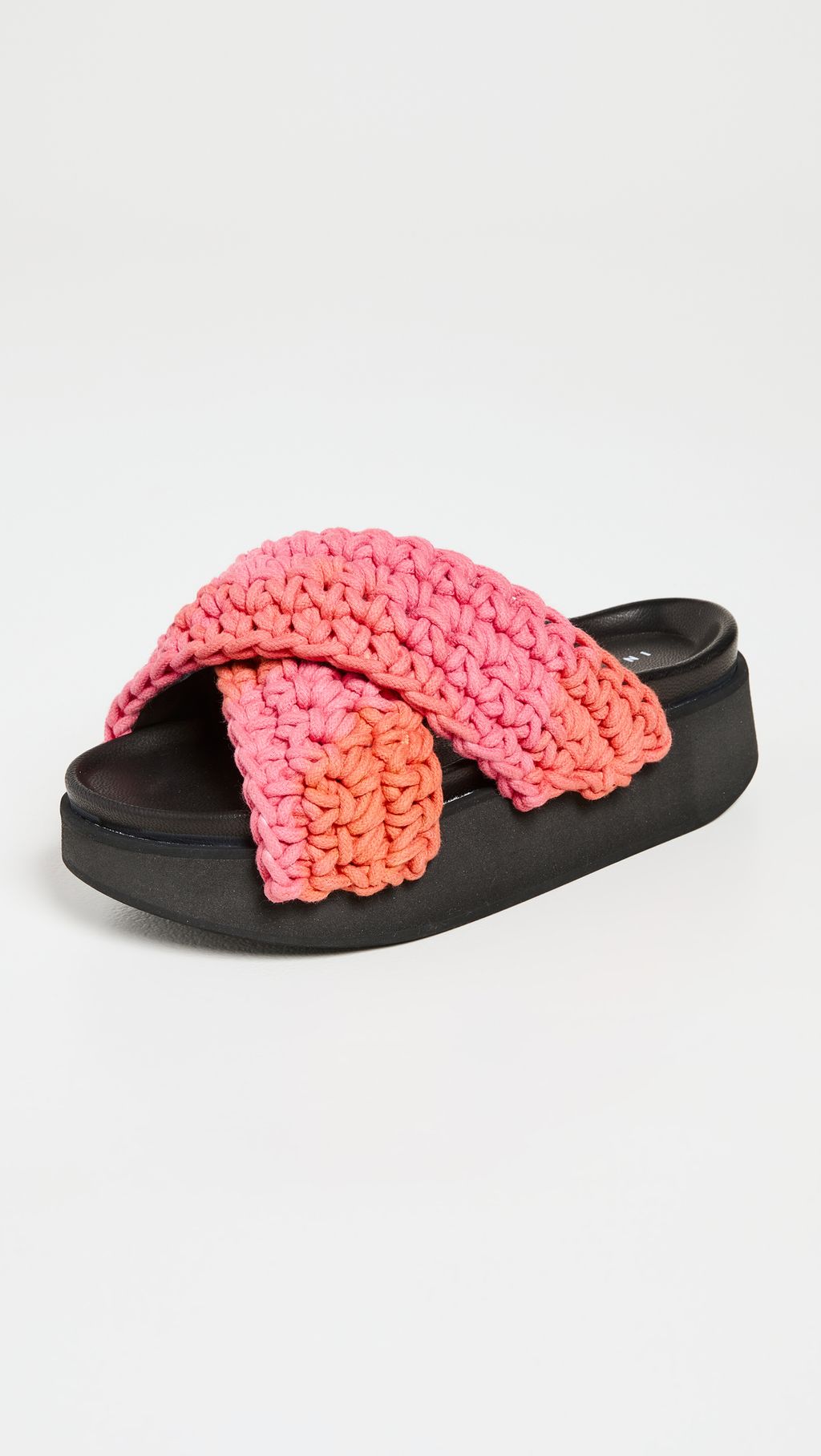 The Anti-Pretty Sandal Trend the Fashion Set Is Gasping Over | Who What ...