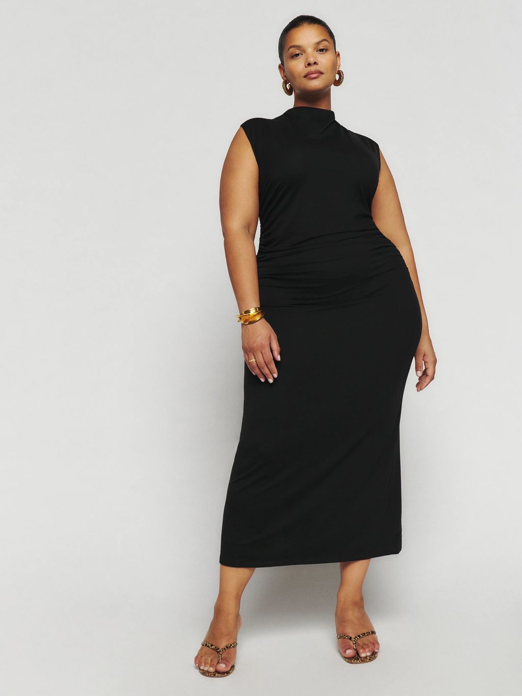 10 Dangerously Chic Instagram Accounts to Follow ASAP | Who What Wear