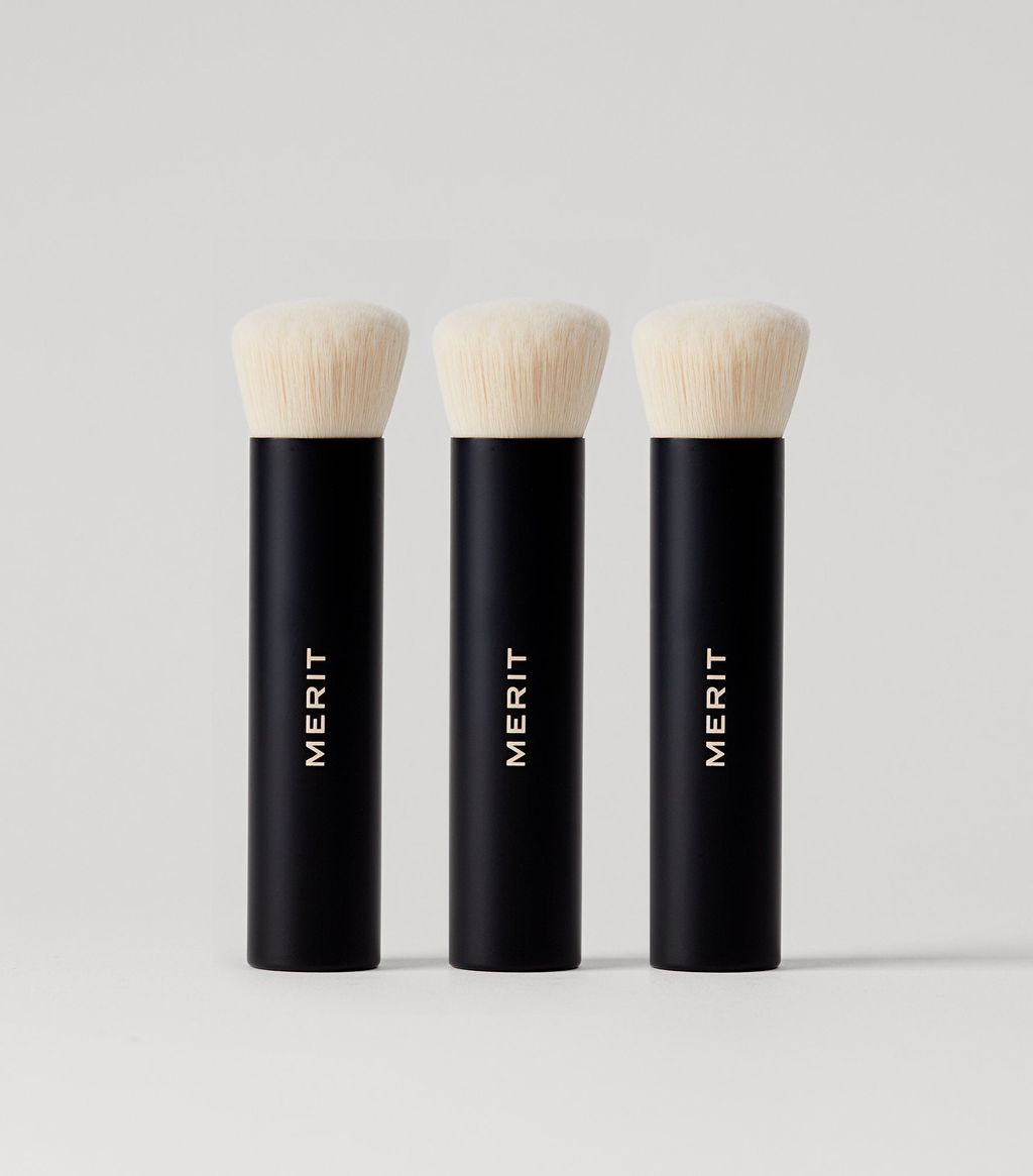 15 Best Bronzer Brushes for a Natural-Looking Glow | Who What Wear