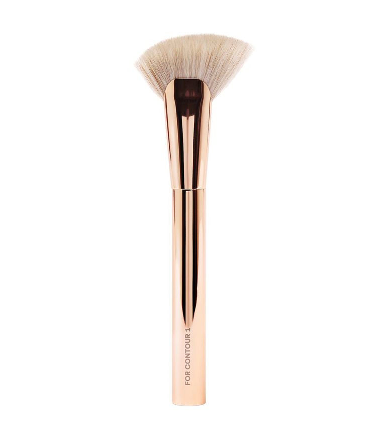 15 Best Bronzer Brushes for a Natural-Looking Glow | Who What Wear