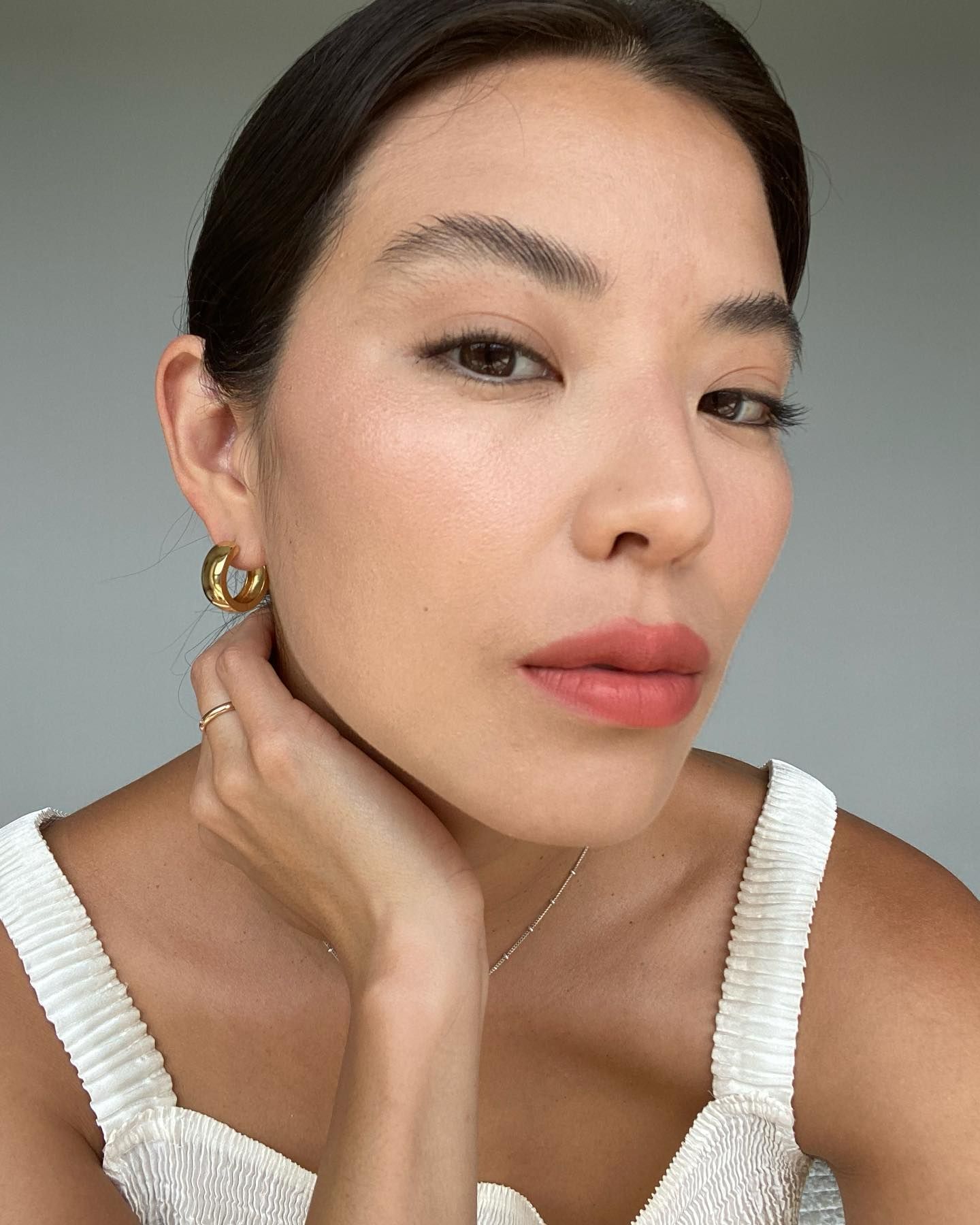 These Gen Z Makeup Trends Are So Cool | Who What Wear