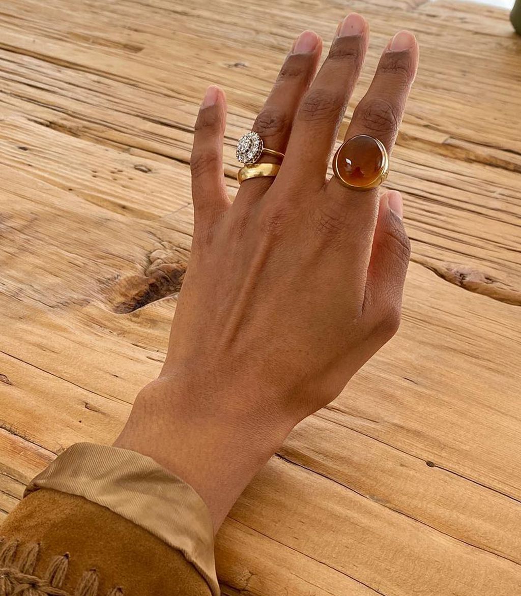 The 11 Best Minimalist Nail Colors That Go With Everything | Who What Wear