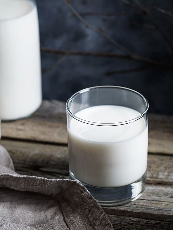 9 Foods to Avoid for Acne-Prone Skin, According to Experts | Who What Wear