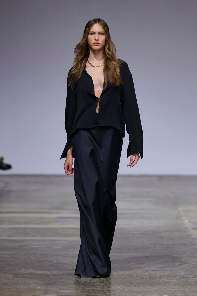 The 27 Best Column Skirts and How to Wear Them | Who What Wear