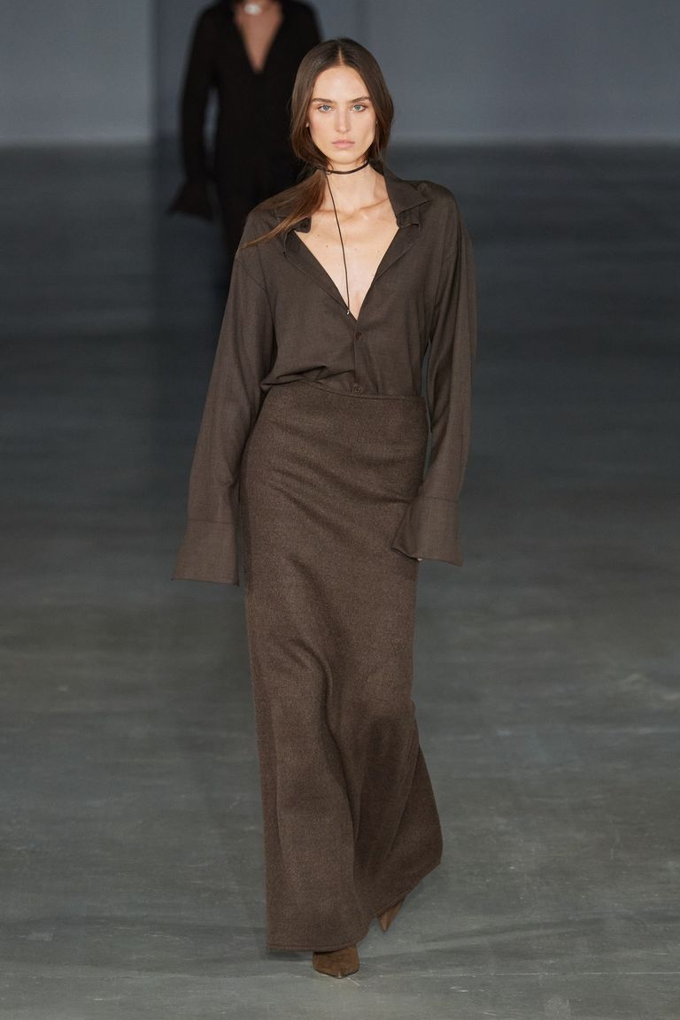 The 27 Best Column Skirts and How to Wear Them | Who What Wear