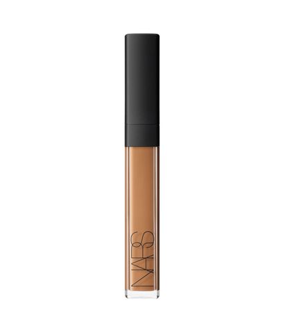 12 Best Concealers for Contouring, According to Experts | Who What Wear