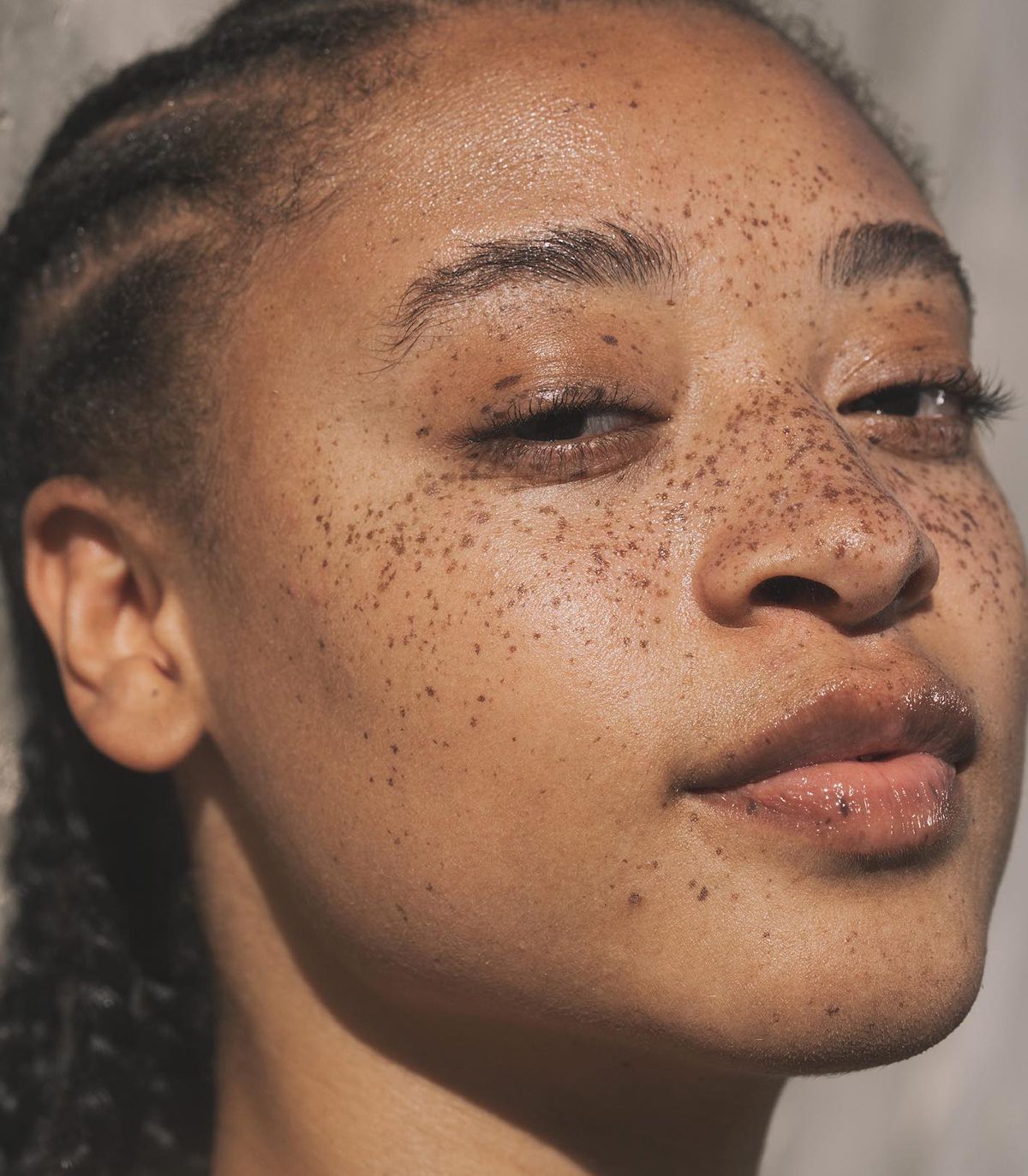 A Beauty Editor Reviews Summer Fridays' New SPF | Who What Wear