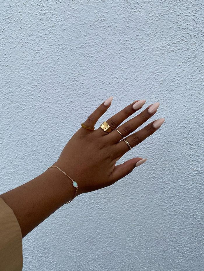 Everything You Need to Know About Shellac Nails | Who What Wear