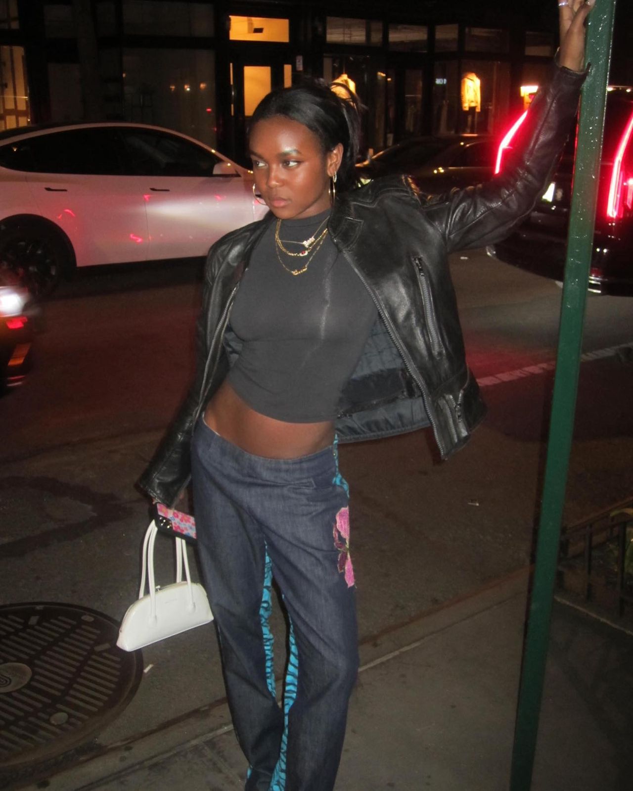 7 Outfits to Copy That Make the Low-Rise Trend Look So Good | Who What Wear