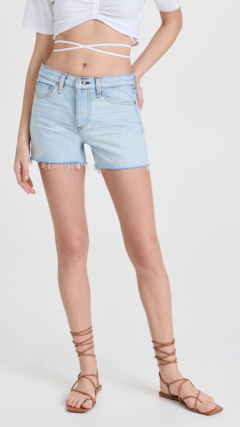 7 Outfits to Copy That Make the Low-Rise Trend Look So Good | Who What Wear