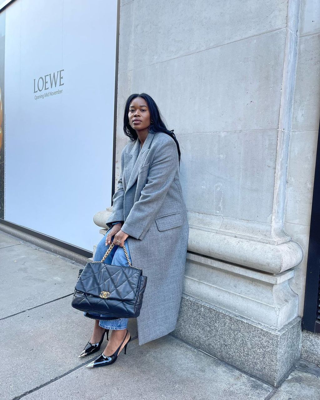 The 20 Best Minimalist Handbags to Elevate Your Outfits | Who What Wear