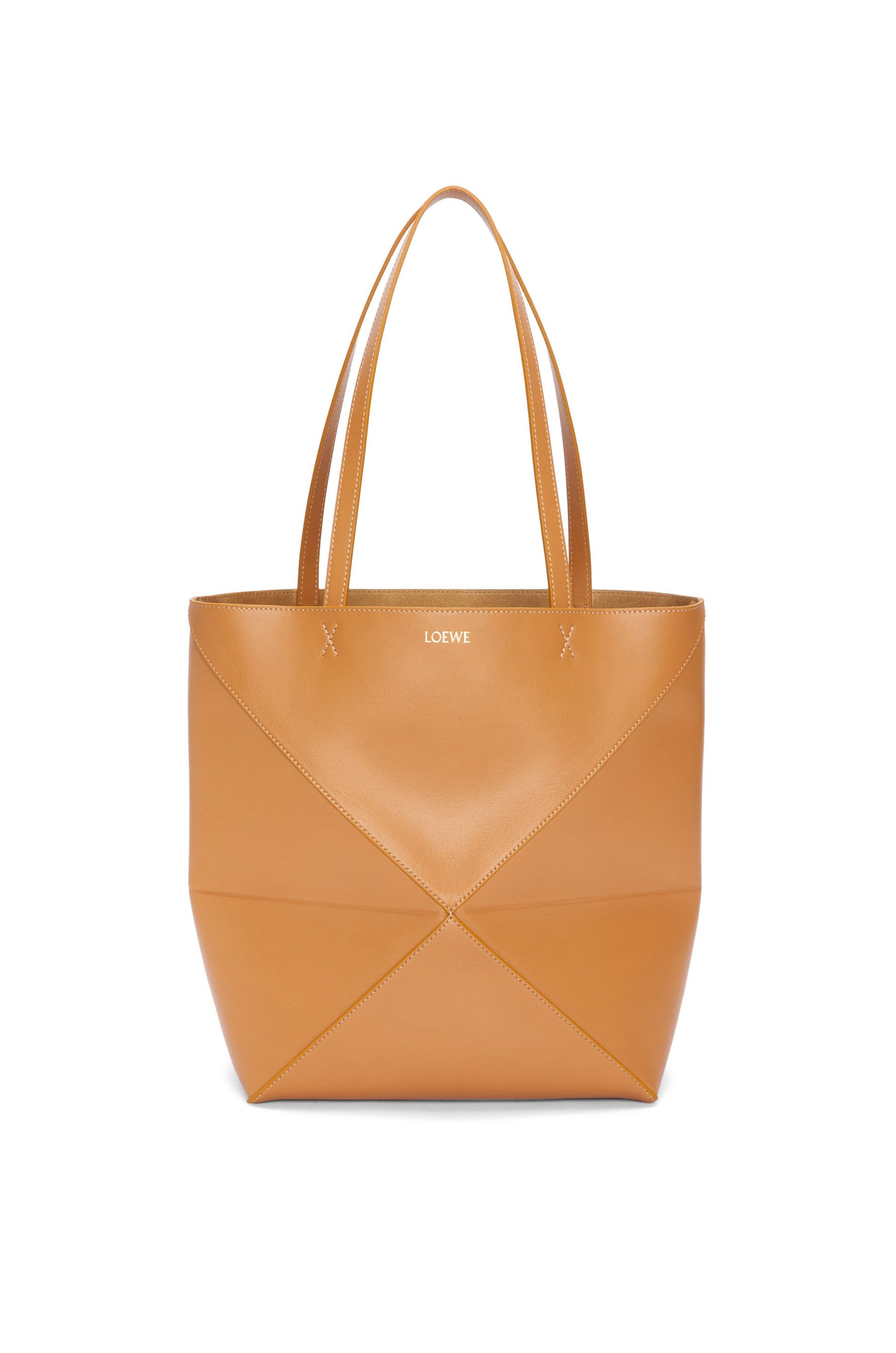 The 20 Best Minimalist Handbags to Elevate Your Outfits | Who What Wear