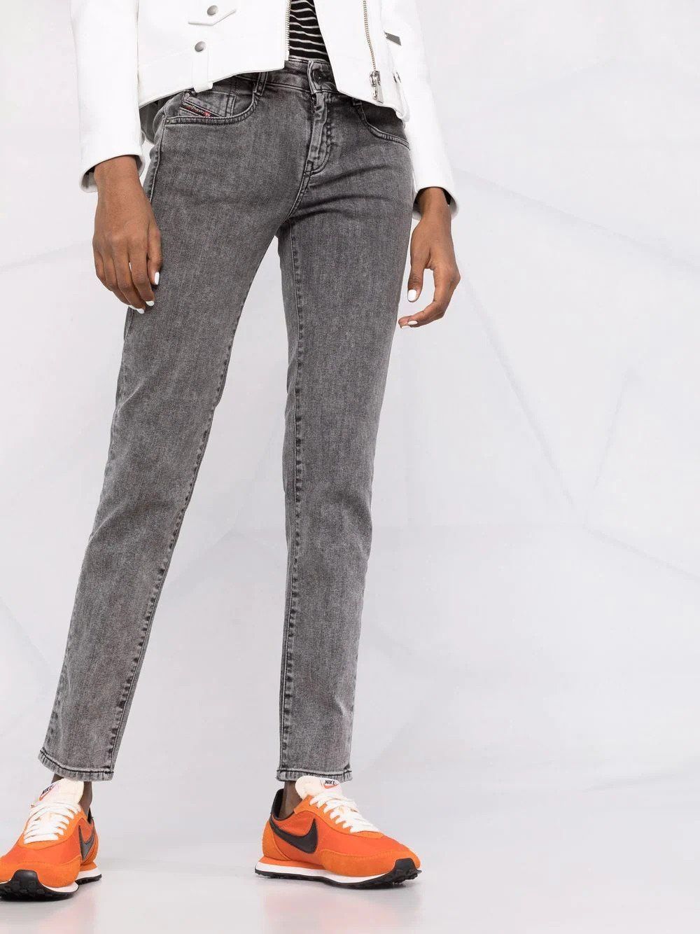 Emma Watson Just Wore Skinny Jeans to Couture Fashion Week | Who What Wear